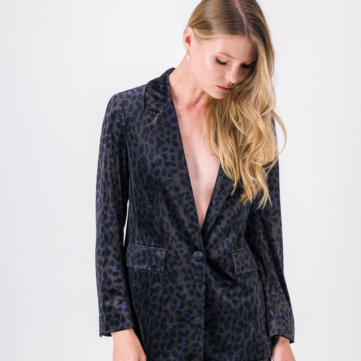 Blazer cintré à imprimé léopard – APOSTROPHE PARIS