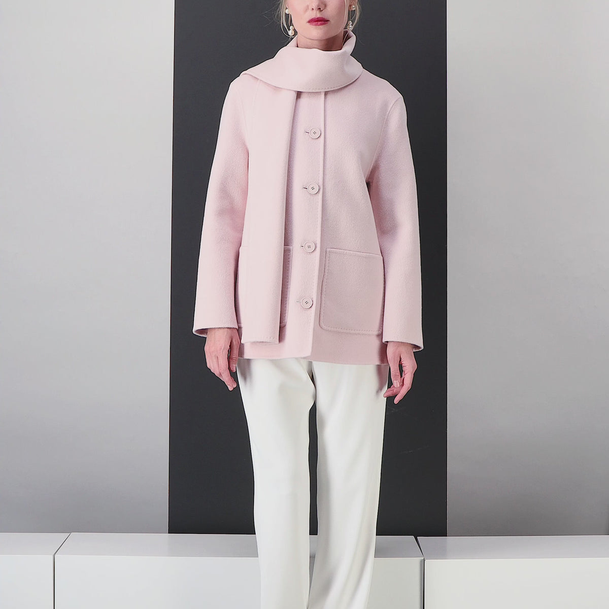 Pale pink mid-length coat – APOSTROPHE PARIS